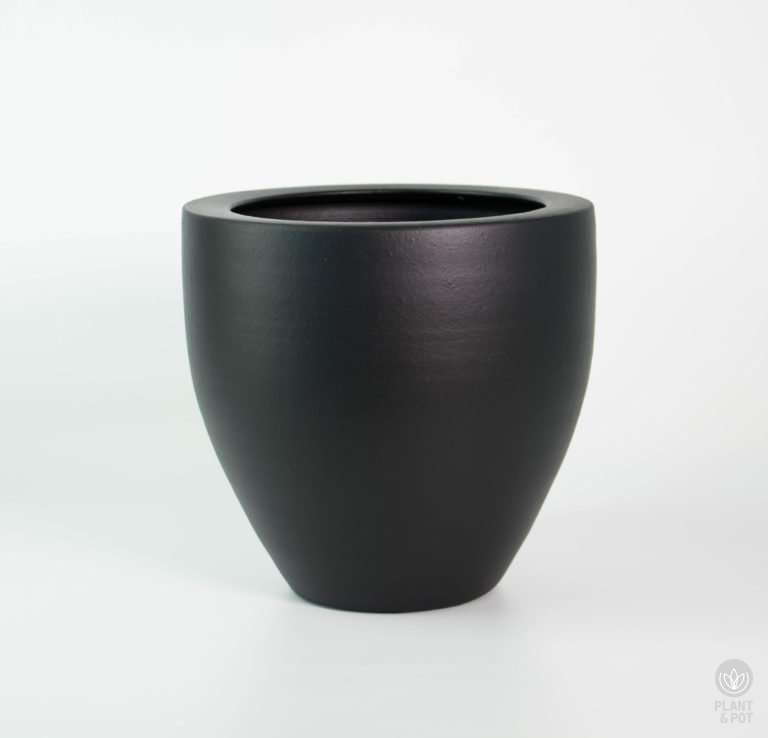 Chic Matt Black Pot Planter - plantandpot.nz